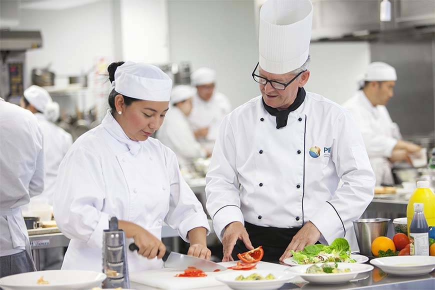 Ausbildung Chef atau Pelatihan Juru Masak Profesional - Deutsch ...